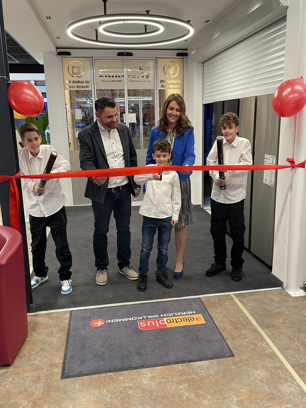 Der 74. electroplus Markenstore steht in Augsburg | Elektromarkt ...